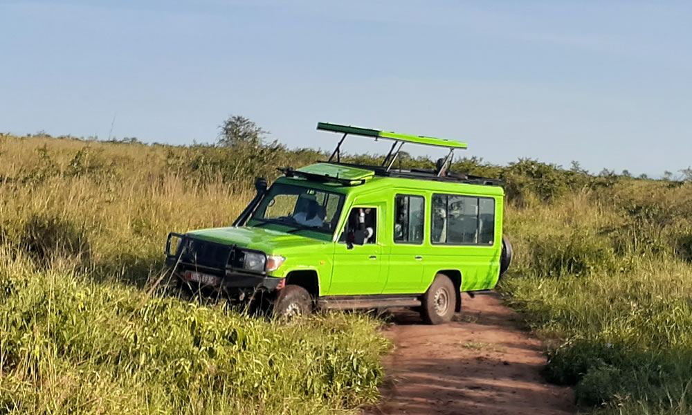 helicopter tours in Rwanda - Salt Holidays